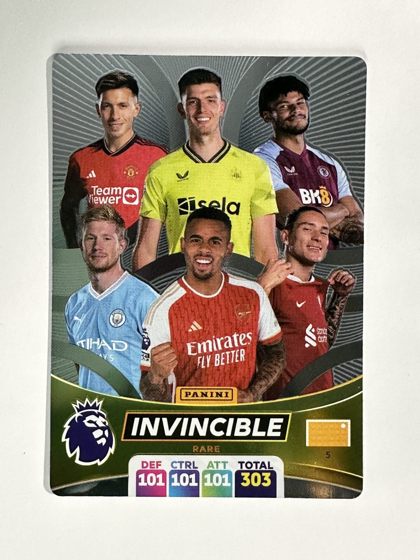 005 Invincible - Lisandro Martínez Manchester United Panini Premier Le ...