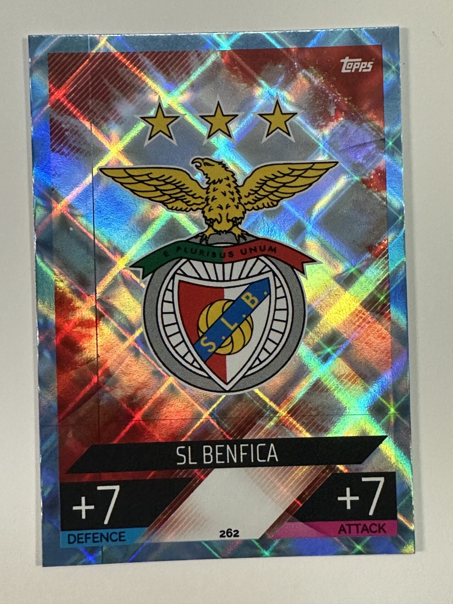 262 Team Badge Crystal Foil Parallel (Benfica) Topps Match Attax 2022 ...